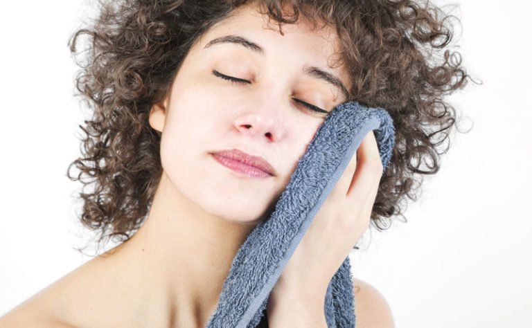 Know About How To Lighten Skin Naturally And Permanently - Food Behind